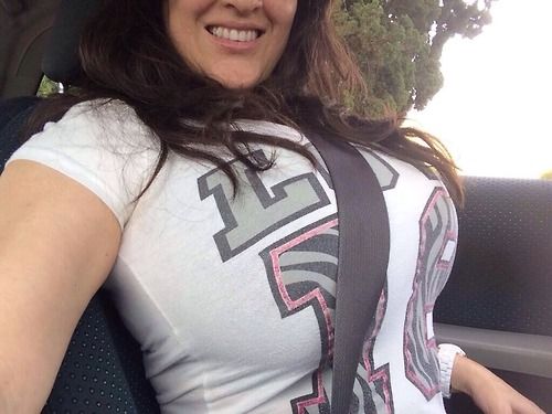 Plz Follow Me Guys My Blog Lotsa Hotties And Check Out My Pic