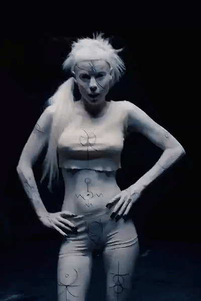 Crazy Hottie Yolandi Visser Hornyhuzband