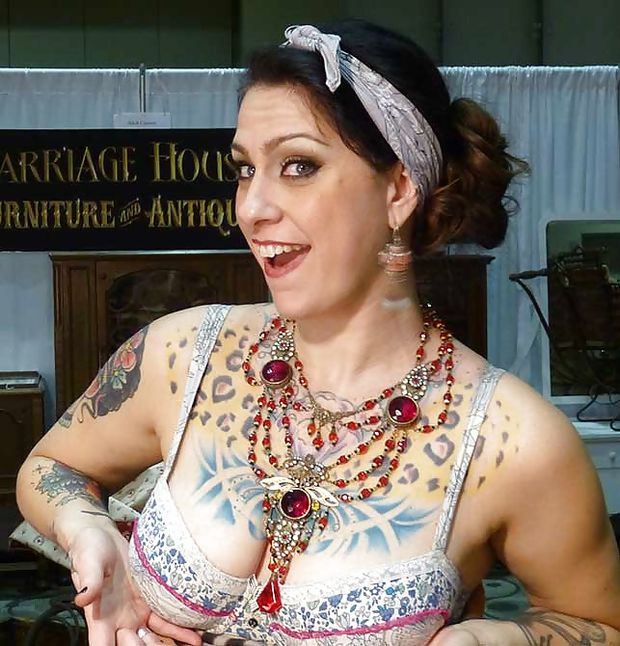 Danielle Colby From American Pickers Lightyurfire