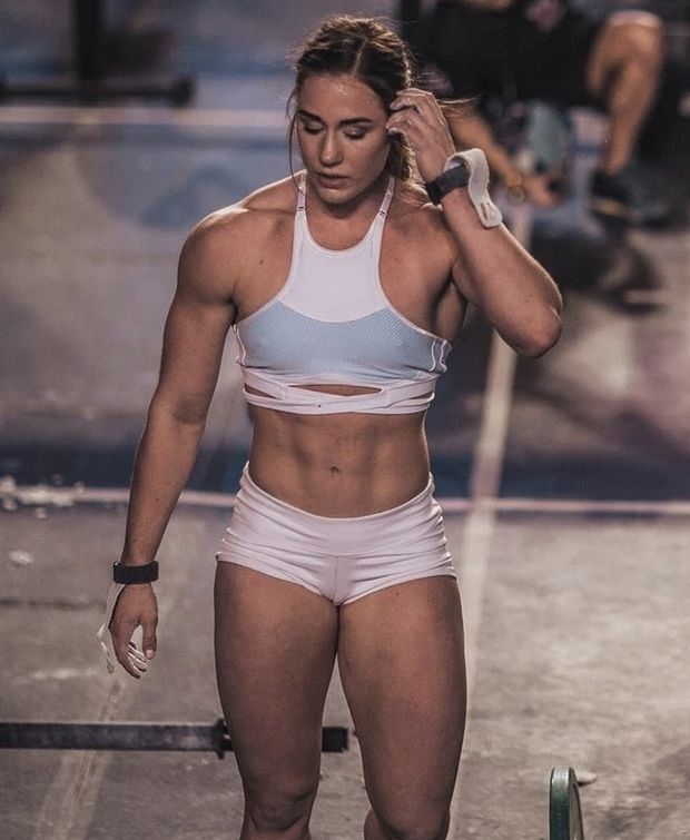 Brooke Wells Pussy Saying Hello Through Crossfit Selectives