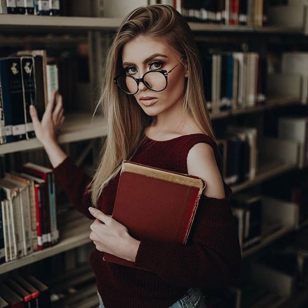 Librarian Erusen