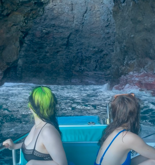 Billie Eilish Yeti696