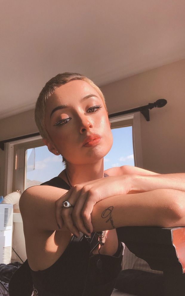 Short Hair 007 P1nchbeck