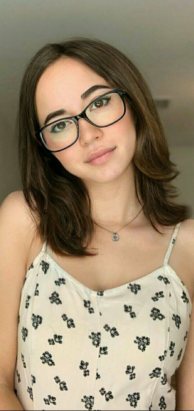 Maya Instagram Maya Higa Gaunt4