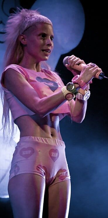 Yolandi Visser Faradenza