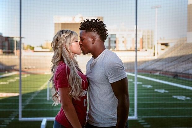 Gorgeous Interracial Eroticdj