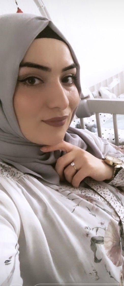 Slutty Muslim Wants A Cum Tribute Canbran9
