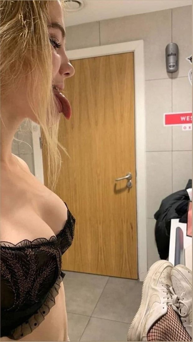 Freya Allen 09raja9 7114