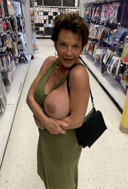Deauxma Bigbutshy