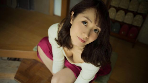 Tani Mimoko Curiousandhorny