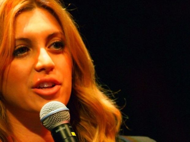 Bet That Mic Smells Like Her Pussy Agem5