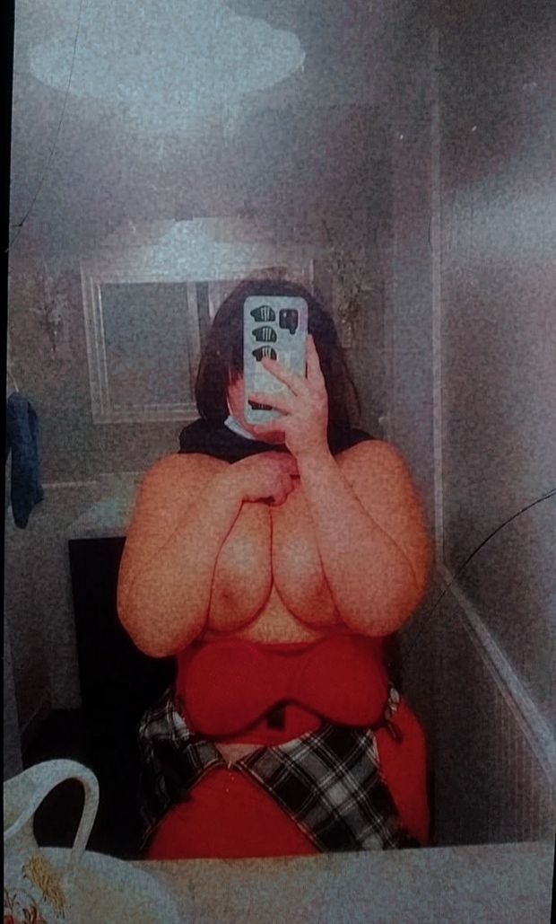 Rylee Baker Imlikesupermegahornyrn