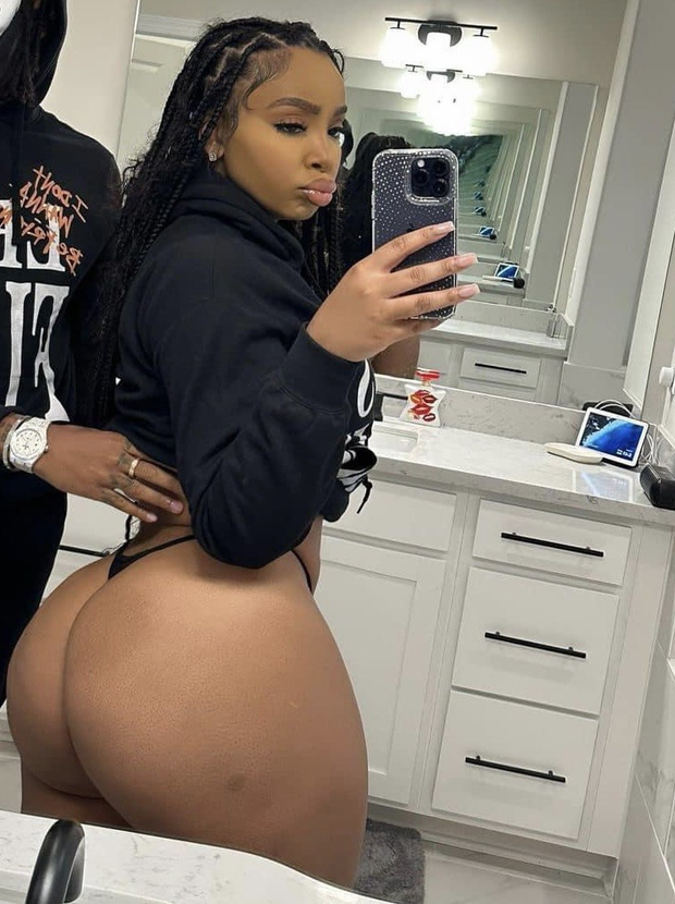 Lightskinkeisha Booty In A Thong Cufo510