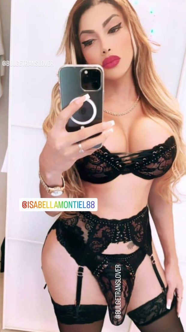 Curvaceous Huni Cock In Holster Alsharpton