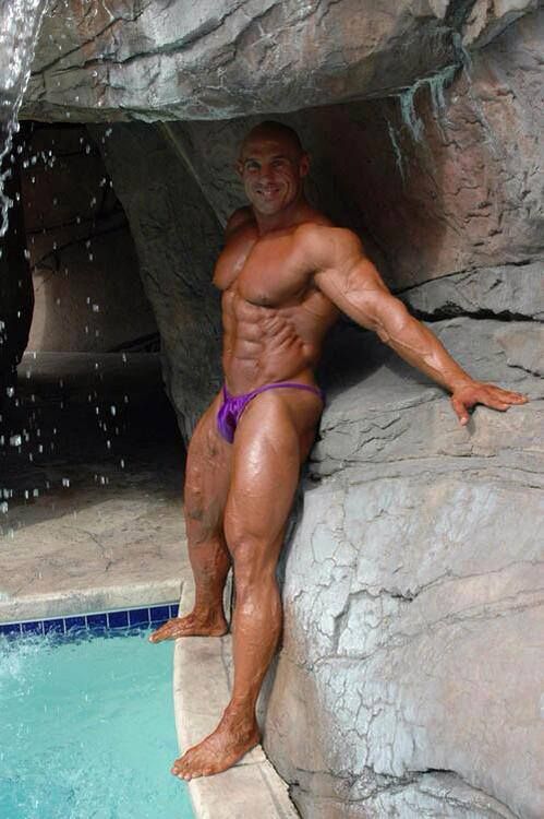 Bodybuilder Phnix