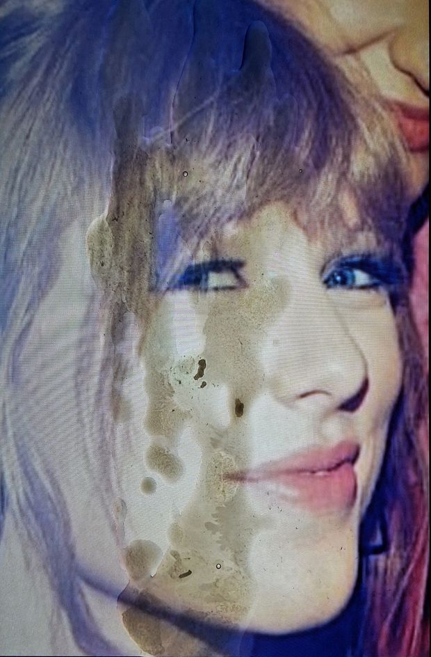 T Swift Cumtribute Witr