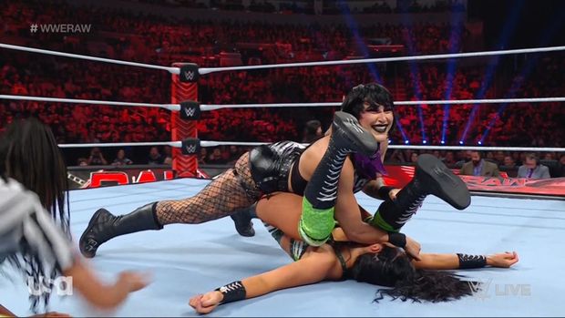Rhea Ripley Pinning Indi Hartwell Cufo510