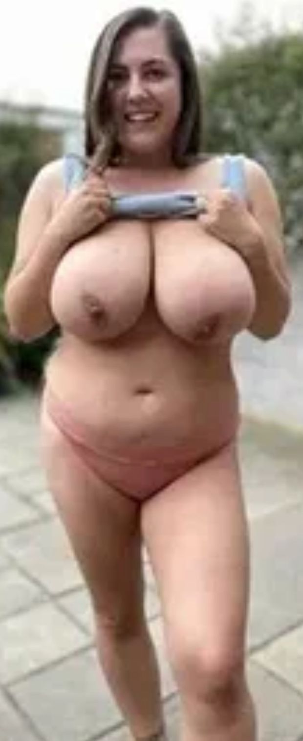 Sexy Mature Milf Flashing Large Gorgeous Breasts Toobusyliving 6768